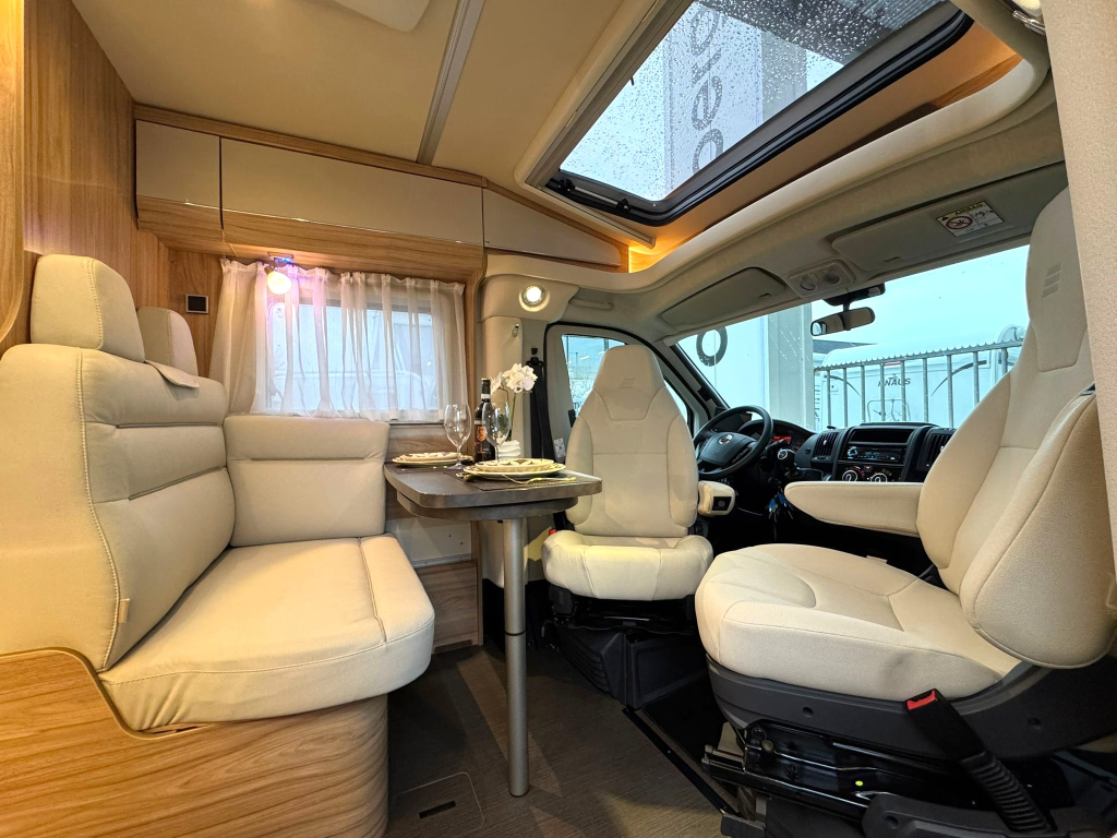 Hymer Exsis-T 474 ENKELE BEDDEN XXL GARAGE 6.59M COMPACT! te koop op ...