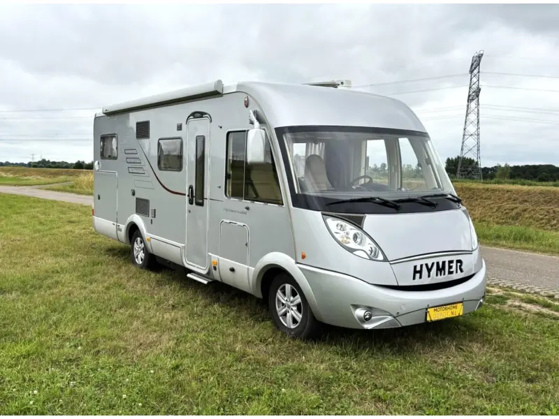 Hymer B614 SL uit 2007 te koop op CampersCaravans.nl.
