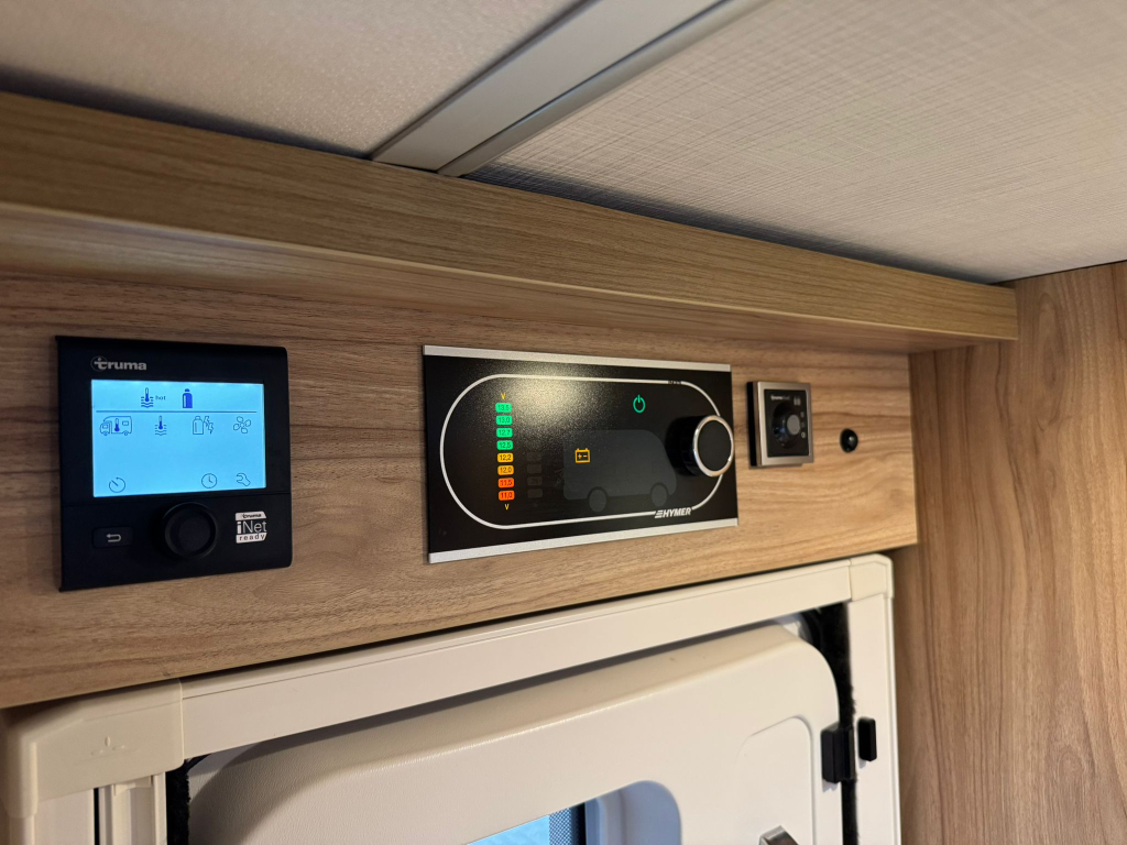 Hymer Exsis-T 474 ENKELE BEDDEN XXL GARAGE 6.59M COMPACT! te koop op ...