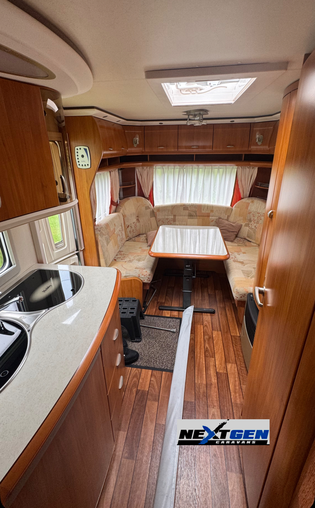 Hobby Caravans 495 ul uit 2008 te koop op CampersCaravans.nl.