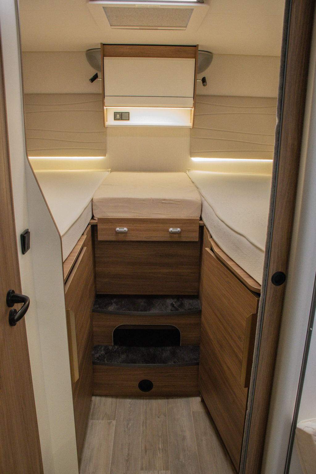 Pilote G740 FGJ Evidence Fiat Ducato 2.3 Aut. Integraal 5 Slaappl ...